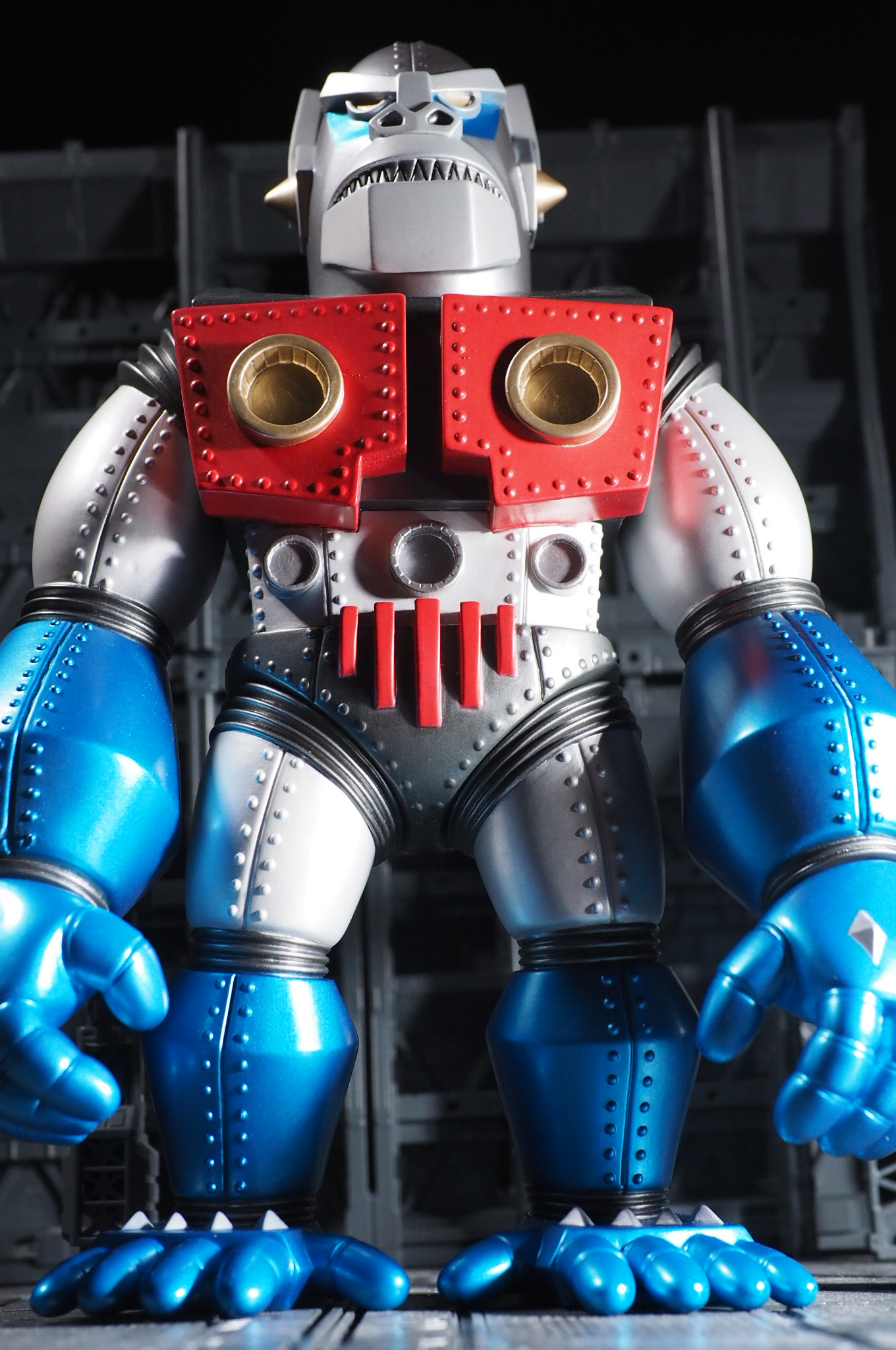 Planet X’s ”1st Painted” Mecha Goliathon coming soon…