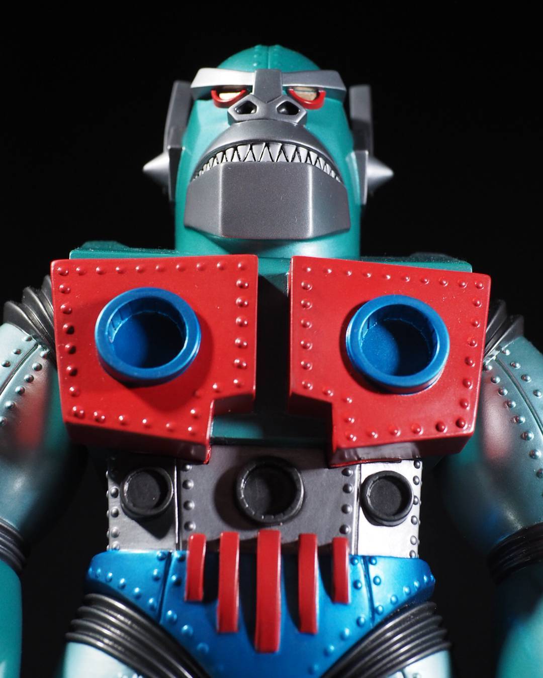 Planet X’s “Devilman” Mecha Goliathon…