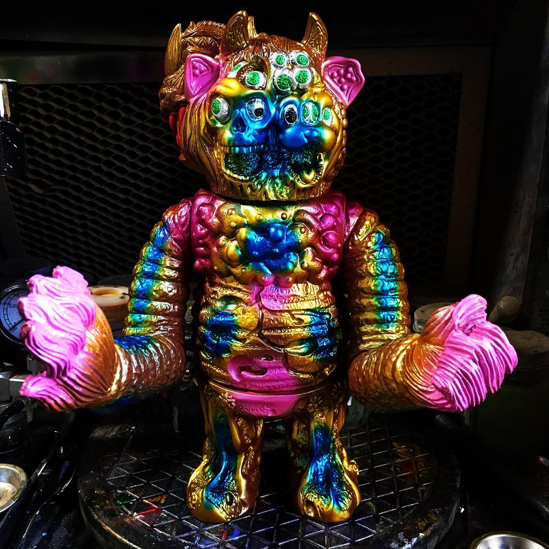 Leo Sofvi Bouya’s Idola [Eigth Term] Guzo Kaiju…